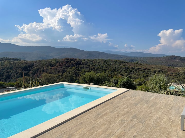 Logement Avec Piscine, Vue Mer Et Montagne - Corsica