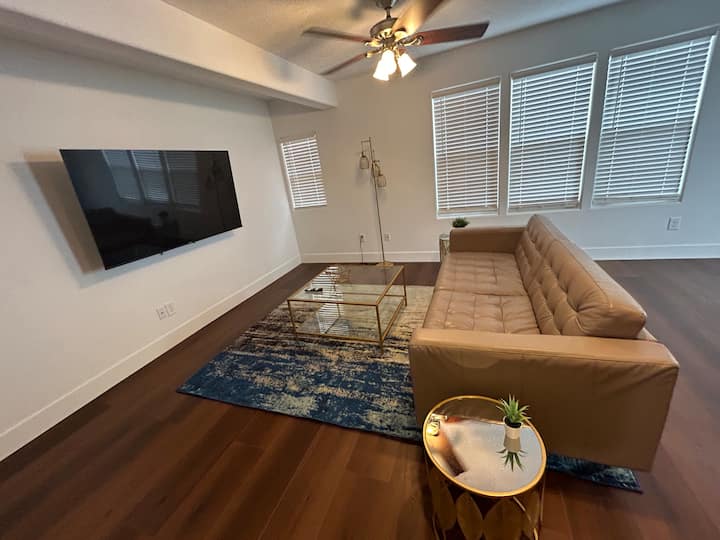 Downtown Getaway ! 201 - Omaha, NE