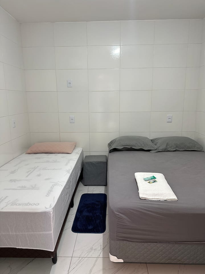 Cantinho Aconchegante - Quarto 03 Família - Com Ar - Santa Rita