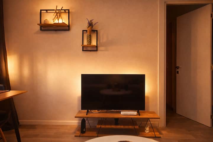 Mozart Apartment|city Center Tirana|self Check In - Tirana