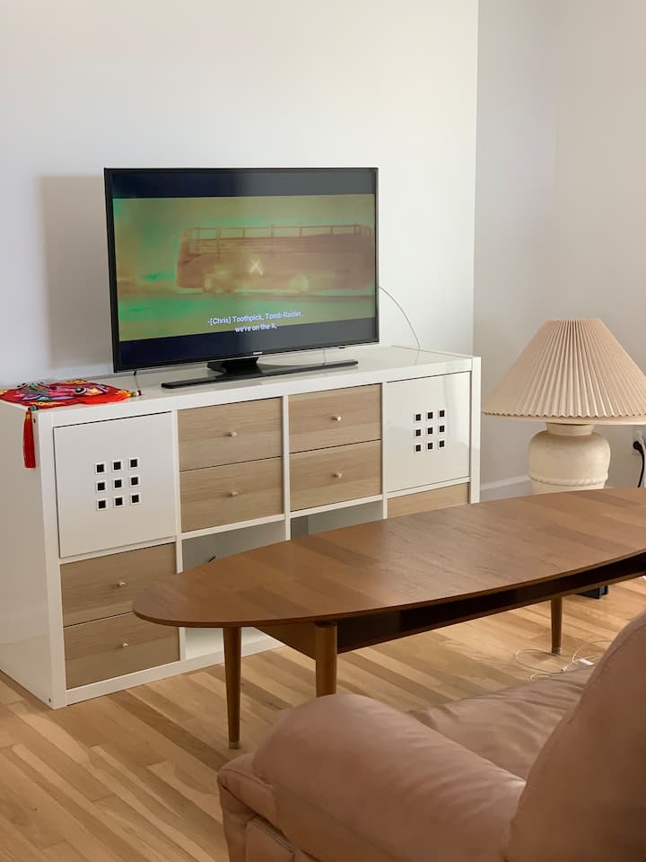 2br/2ba In Newly Remodeled House Near Irvine - Irvine, CA