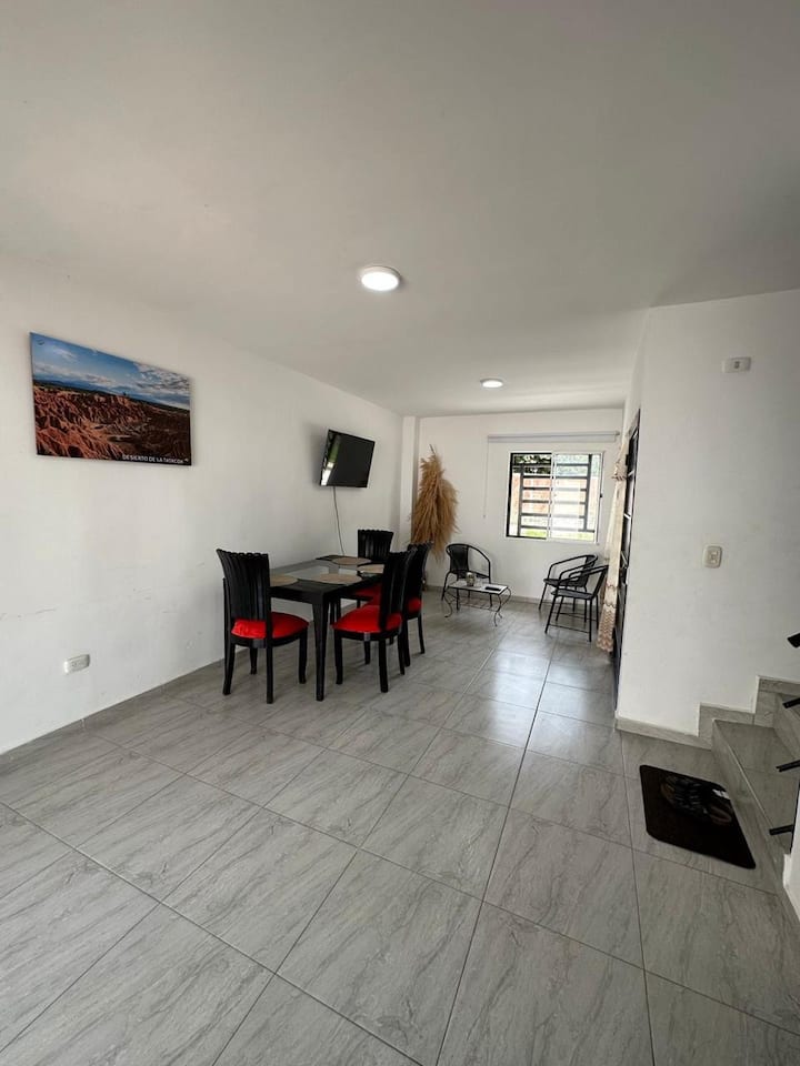 Hermosa Casa En Neiva - Palermo, Colombia