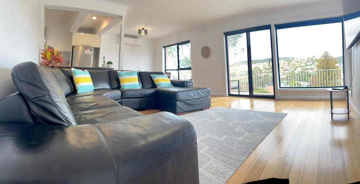 Tassie Escape | Room For Family & Work Stays - Hobart
