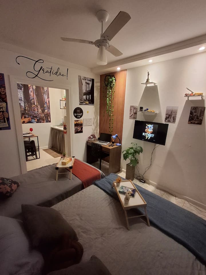 Linda Kitnet 77 - New York - Em Barra Bonita - Barra Bonita, São Paulo