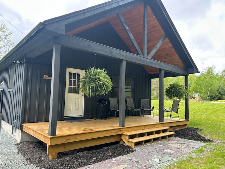 Scotch Hill Cabin - Castleton, VT