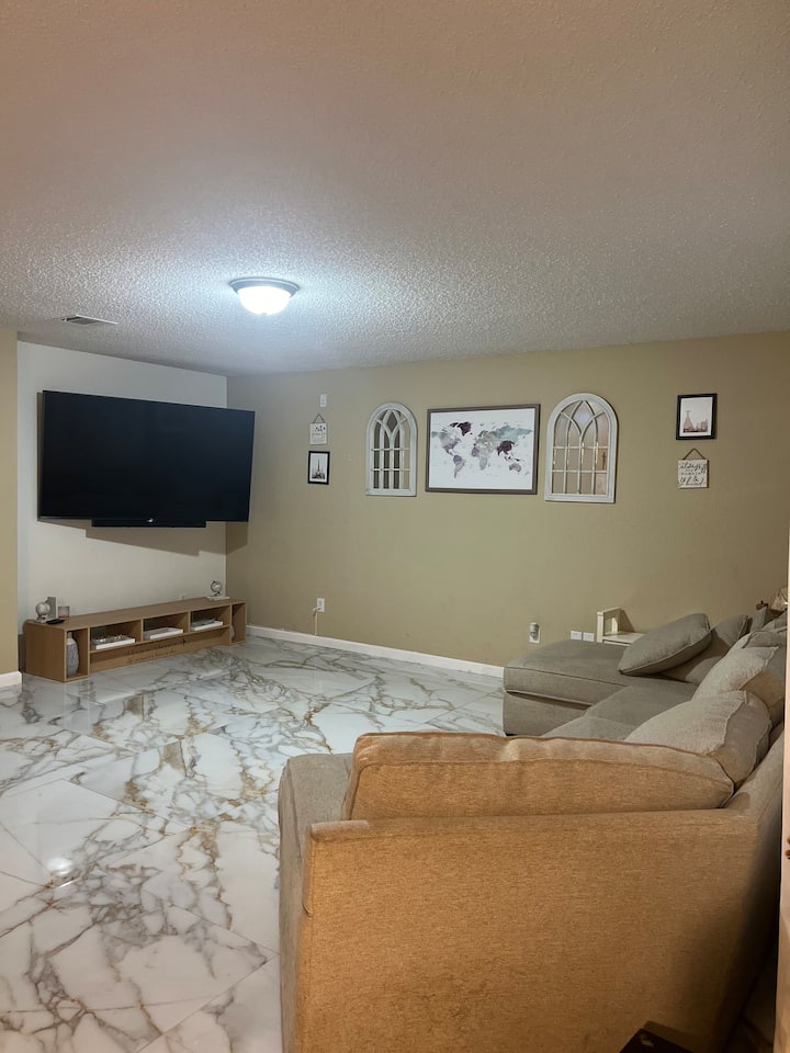 Large Home Near Downtown | Game Room + Parking - Lancaster, TX