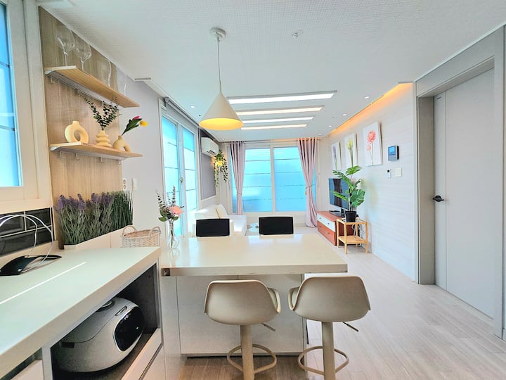 까치산역 도보10분 2룸 4인 신축빌라 - Bucheon-si