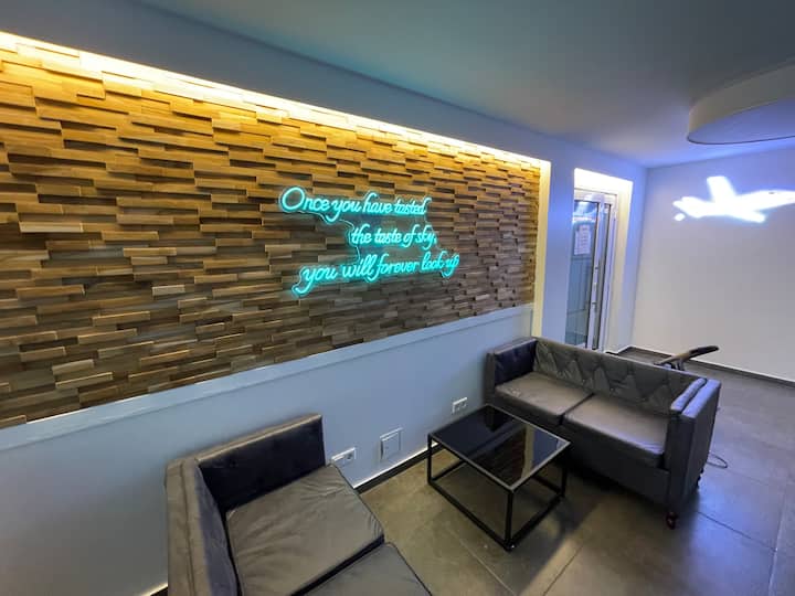 Aviator Guesthouse Am Airport - 2 X Premium Rooms - Strausberg
