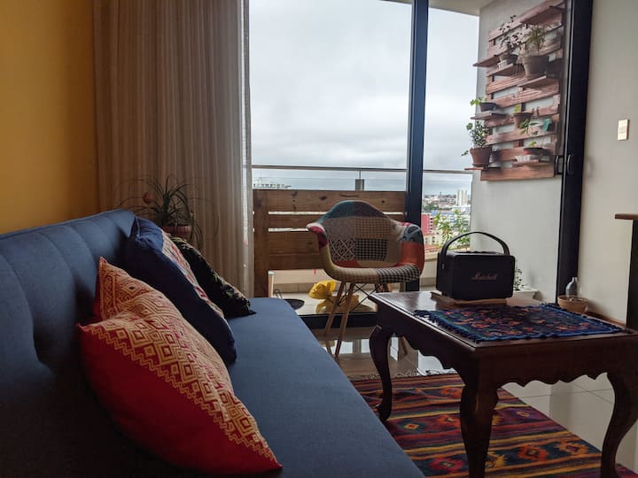 Apt. 2 Bedroom & Balcony 15th F. W. Pool Access. - Bolivia