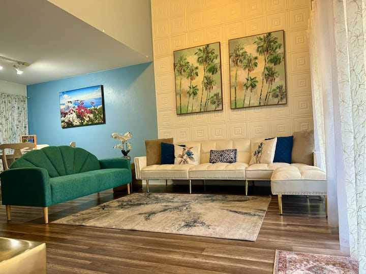 Clean & Cozy- Condo With Pool, Wifi & Near It All! - Gainesville, FL