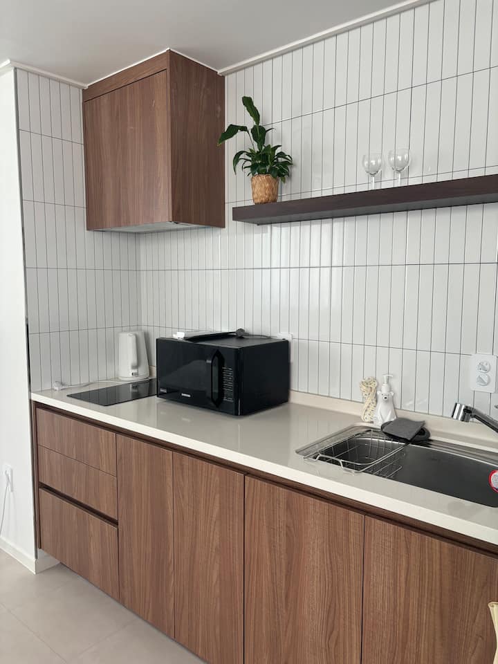 경주의 깨끗한 신상 숙소  #신축 #황리단길 #무료주차 - Gyeongju-si