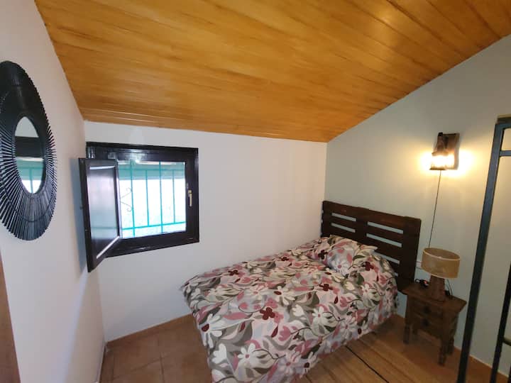 Single Room/habitación Individual.
Fanático Climb. - Albarracín