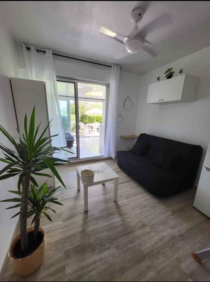 Location Appartement Studio 2 à 4 Pers - Six-Fours-les-Plages