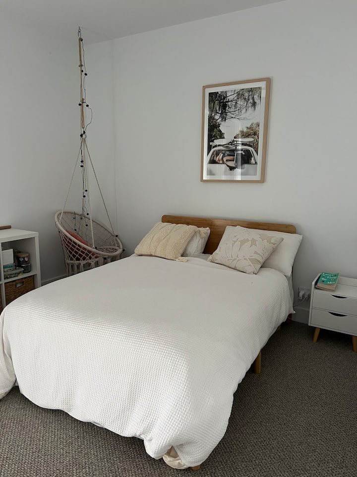 Upstairs All Yours! - Glenelg