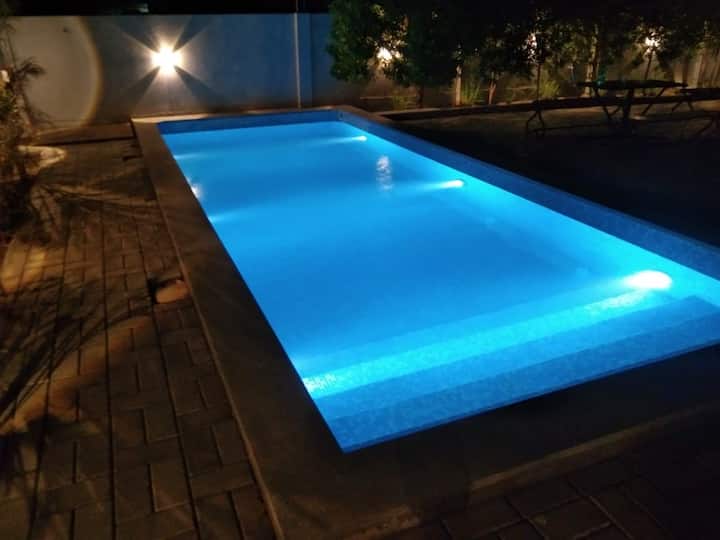 Ambi Farms-suraj Nagar: Garden & Pool Retreat - Bhopal
