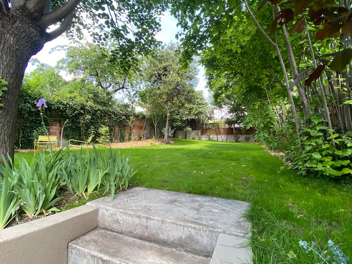 Paris Dans Un Jardin - Charenton-le-Pont