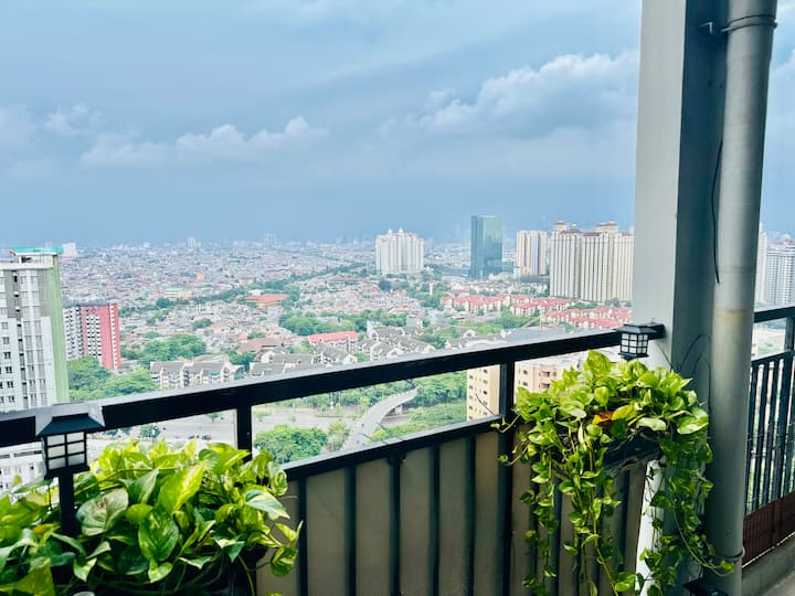 2 Storey Penthouse+rooftop Garden Near Jis/jiexpo - Jakarta