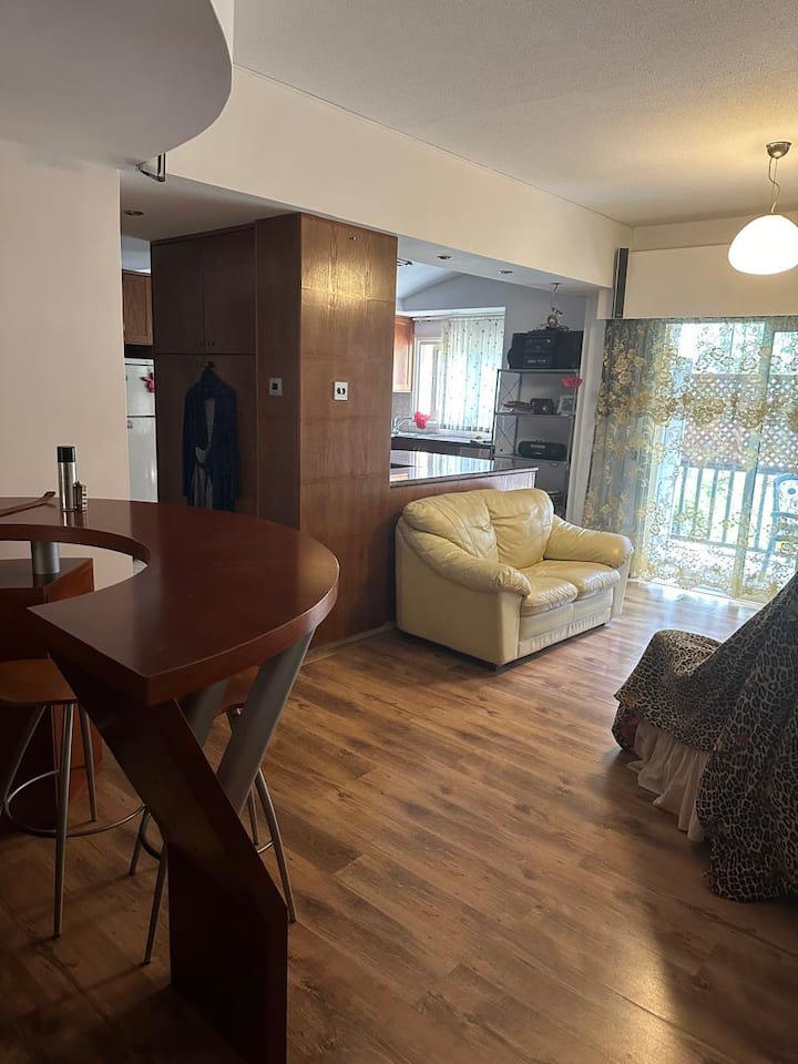 5 Min Walk To Beach 2bdr - Limassol