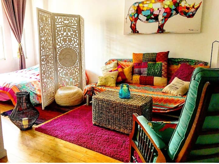 World Traveler’s Den 15 Min By Bus To Times Square - Queens, NY