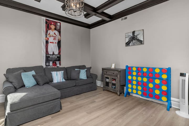 Awesome Location!fantastic Stay! Loop/pageant! - University City, MO