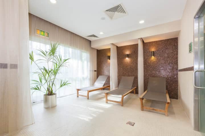 Apartment With Sauna, Gym, Steam Room - Dublin, Ireland