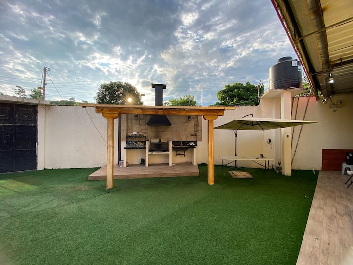 La Pausa 
Hostal & ÁRea Social - Los Rios