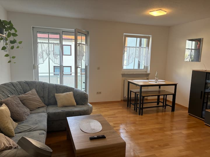 Gemütliche Zwei Zimmer Wohnung - Dingolfing