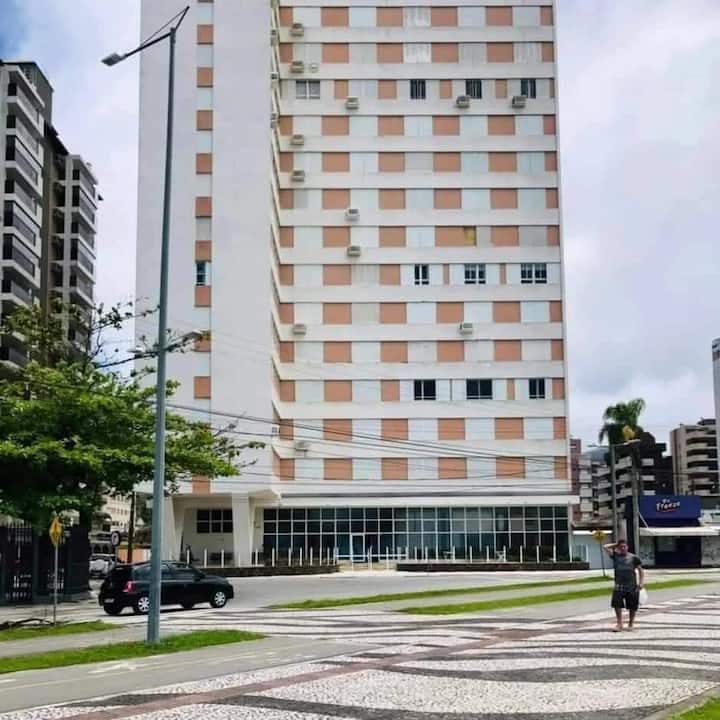 Caiobá Apto Carnaval Pé Na Areia 06 Pess Ar-tv Gar - Matinhos