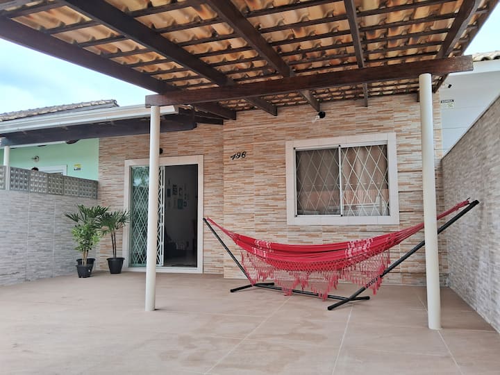 Charmosa Residência A 4 Quadras Do Mar - Guaratuba