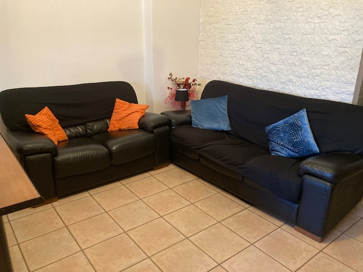 Spacious City Apartment - Casa Carducci - Oristano