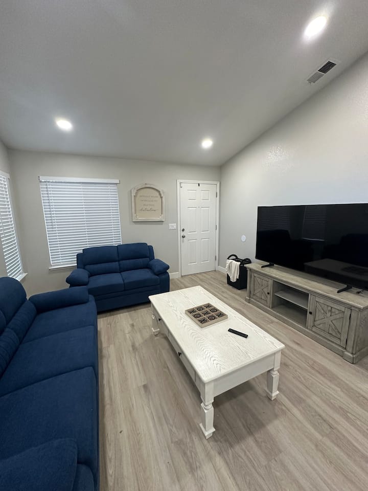 Relocation Speaclist Newly Remolded Single Story - Tracy, CA