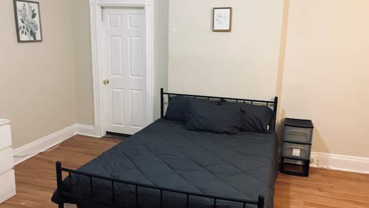 Spacious 4 Bedroom Apartment In Revere - Malden, MA