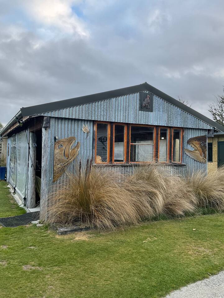 Mountains Edge Cabins Cabin 10 - Fiordland