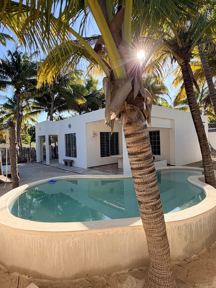House Of Fish On The Beach, With A/c & Wi-fi - Yucatan