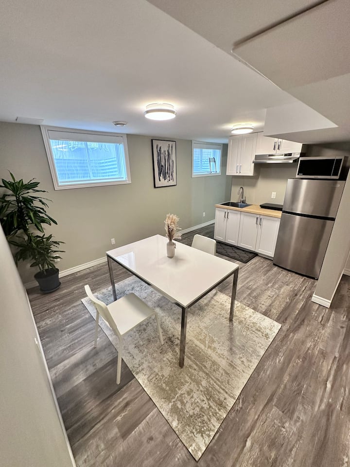 Bright Spacious Personal Oasis - Ottawa