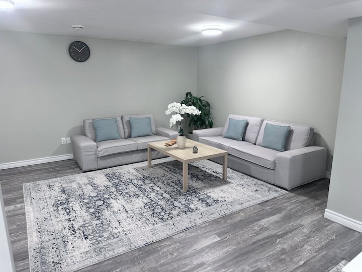 Bright Spacious Personal Oasis - Ottawa