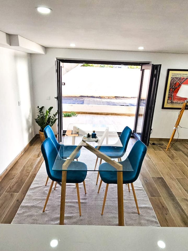 Soak Up Local Culture In Cascais, With Own Garden - Alcabideche