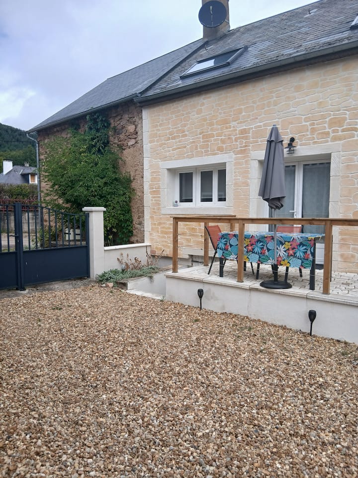 Maison Proche Des Lacs - Lac des Settons