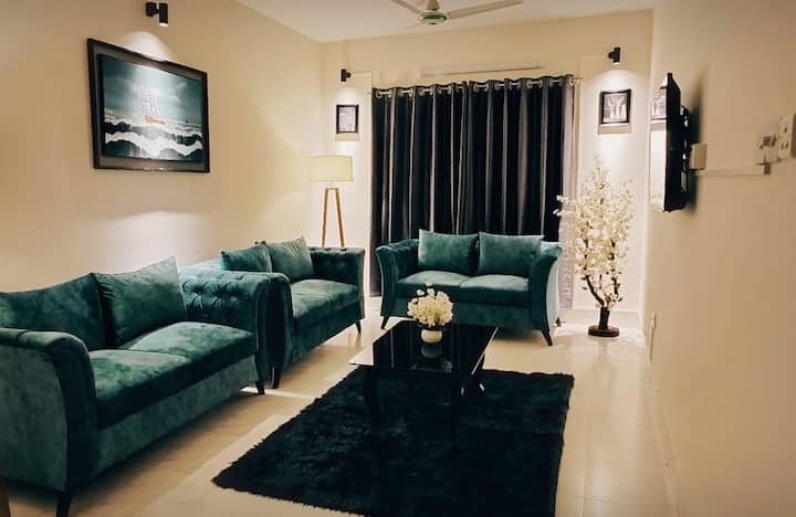 4 Bedroom Apartment Near Dhanmondi By Dr. Raisa - Dhaka