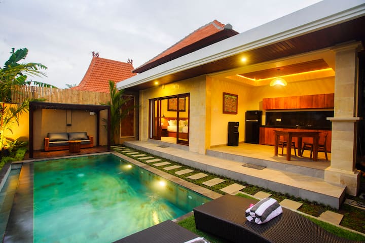 Purga Villa With Private Pool - Bali