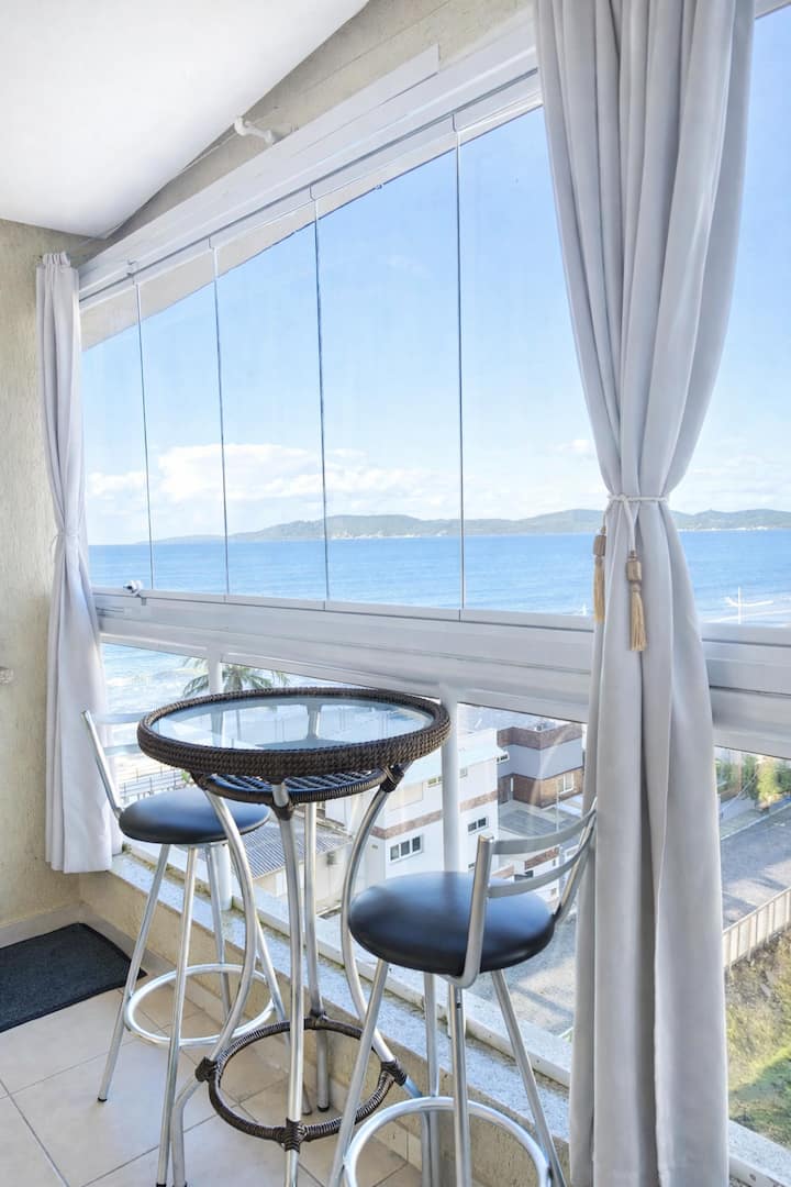 Apto Frente Mar. Completo +Garagem. Vista Incrível - Itapema