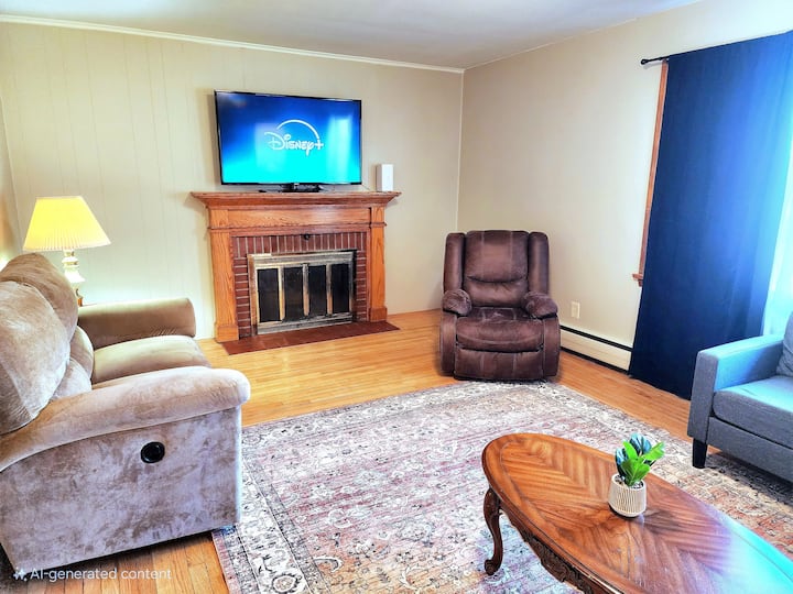 Cozy Home, Near Providence/rt 395, 3bdr, Fire Pit - Scituate, RI