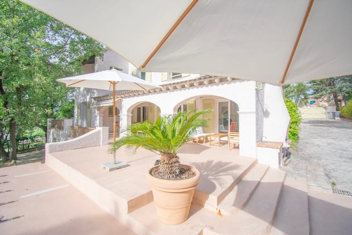 Villa 4*, 200m2, 4ch, Piscine, Ac, Tour De Mare - Fréjus