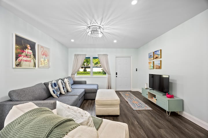 Beach:1 Mile-fll Airport:20 Min-3bdroom/3full Bath - Pompano Beach