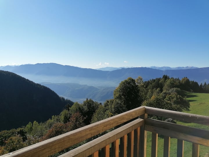 Wohnung Mit Panoramaaussicht
Am Spörl-hof - Bozen