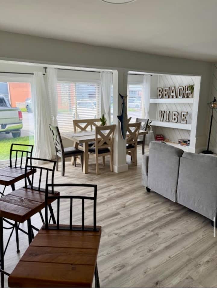 Destin Condo Close To Beach-clean, Bright, 3 Pools - Destin, FL