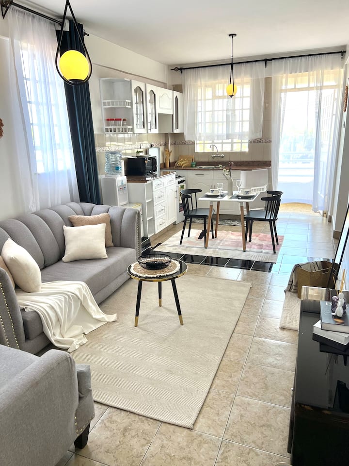 Stylish 1br Milimani- Ac-parking - Kisumu
