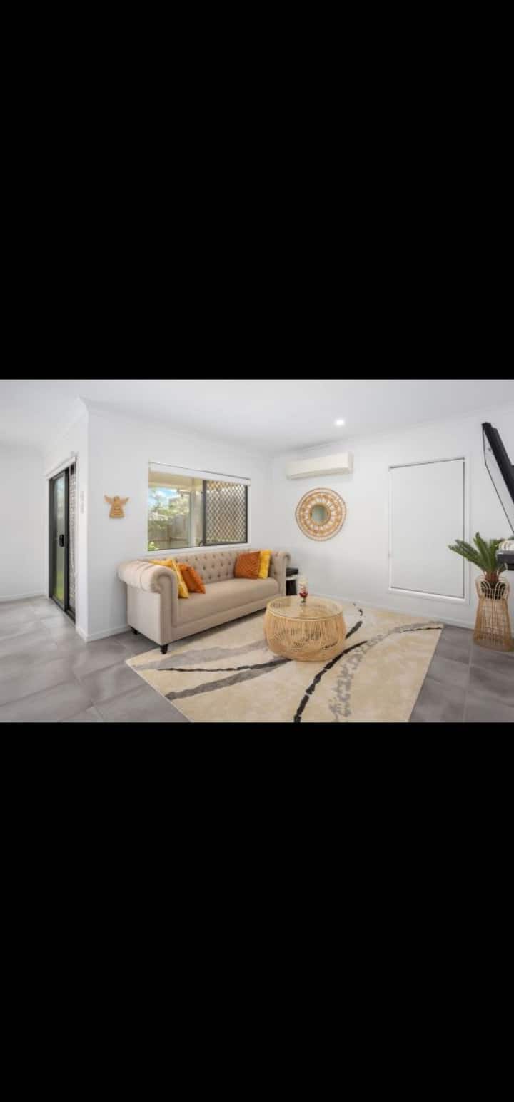 Gettie's Room Clean & Peaceful - 입시치