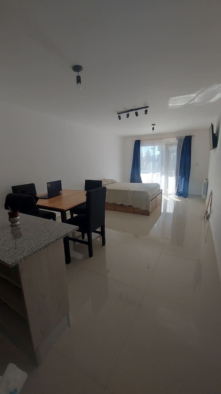 Monoambiente A Una Cuadra De La Costanera - Bariloche