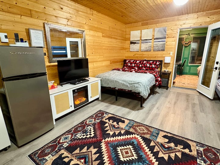 Lakeview Hideaway - Manitoba